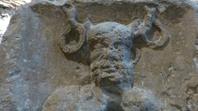 Who are the Moon Goddess and the Horned God? - Wicca Academy