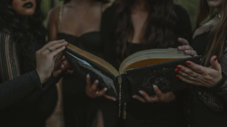 How to Become a Witch - Wicca Academy