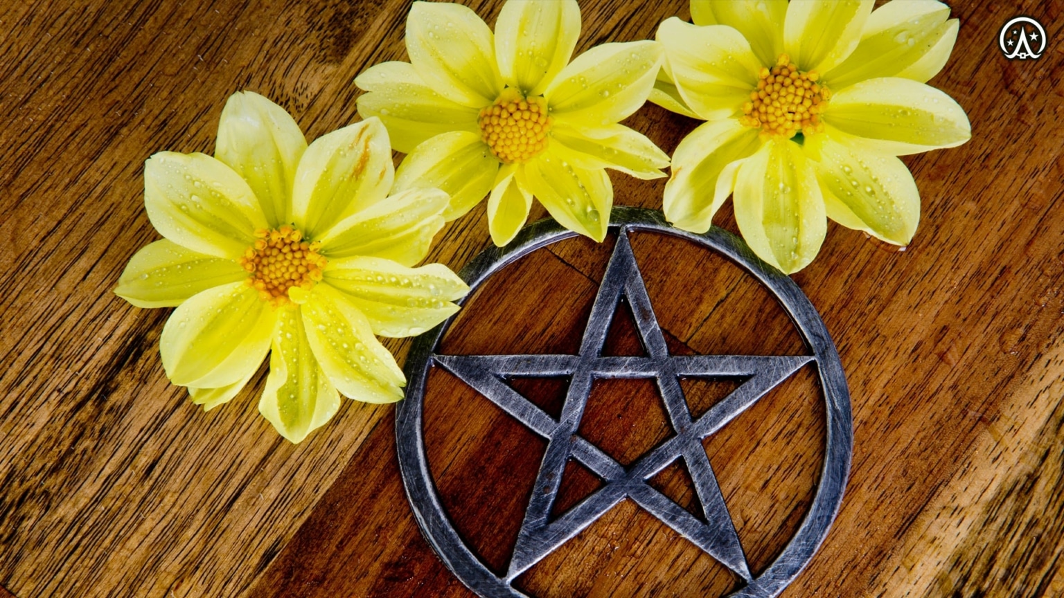 Banners and Backgrounds - Wicca Academy